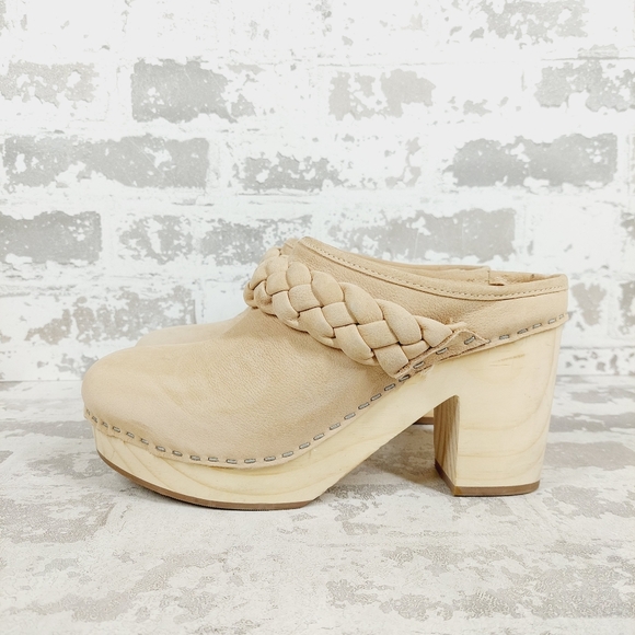 Dolce Vita | Shoes | New Dolce Vita Heel Mule Hila Cream Leather ...